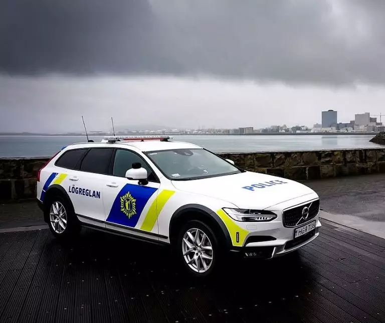 Contacting Iceland Police in Emergencies & Non-Emergencies