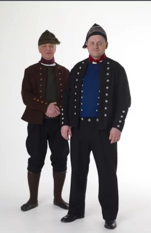 A guide to Iceland Traditional Clothes: what we wear?
