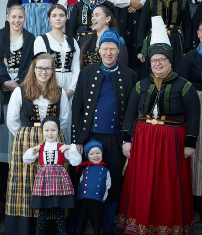 A guide to Iceland Traditional Clothes: what we wear?