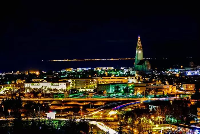 Guide to Reykjavik Nightlife: where to go on foot?